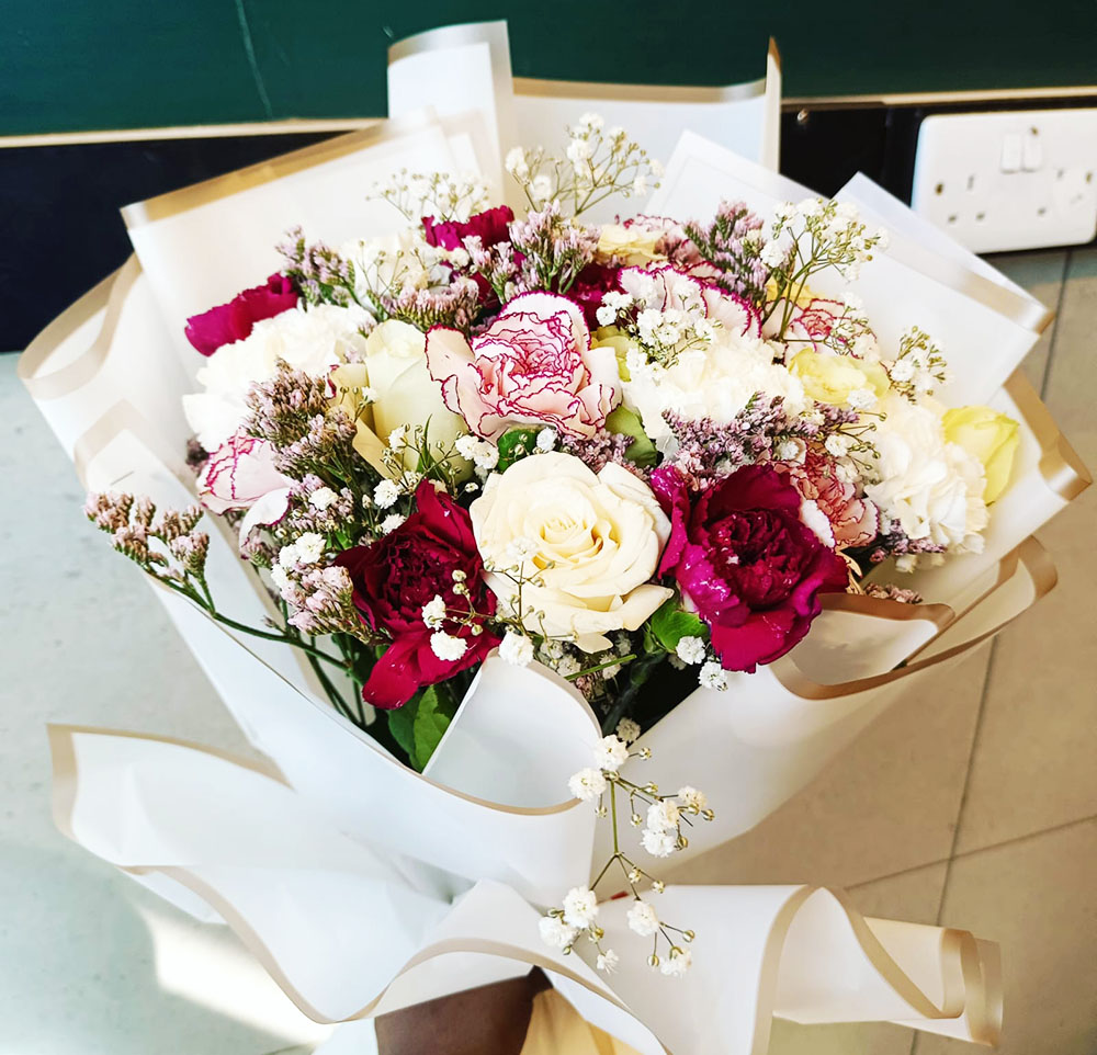Beautiful Simple Flowers - Jazzlyns Flowers & Gifts